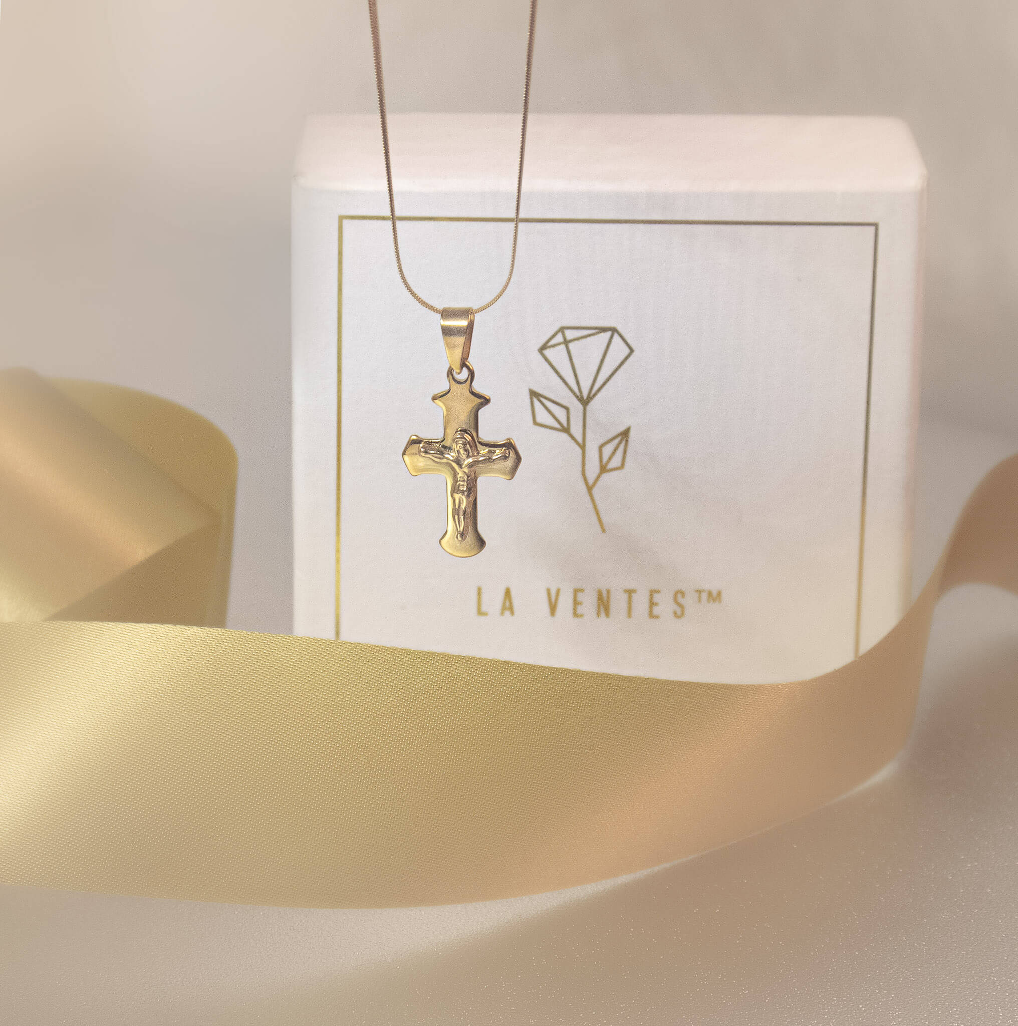 Trinity Cross – La Ventes